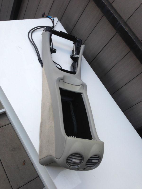 Buy W209 MERCEDES 05 CLK320 OEM CENTER CONSOLE in Brooklyn, New York ...