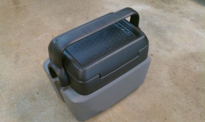 Buy 2001 2002 2003 2004 2005 Pontiac Aztek Arm rest center council with ...