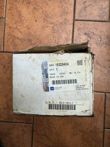 Find NEW Genuine GM OEM Front Belt-Buckle Tensioner Right GM #19329404 ...