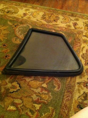 Find OEM Porsche 944 Rear Passenger/Right Side Quarter Window - Tinted ...
