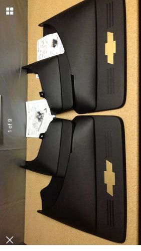 Sell Chevrolet Silverado 3500 Dually Front & Rear RH & LH Molded MUD ...