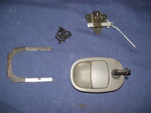 Purchase 02 03 04 05 Chevy Trailblazer GMC Envoy Glove Box compartment Handle Latch GRAY in ...